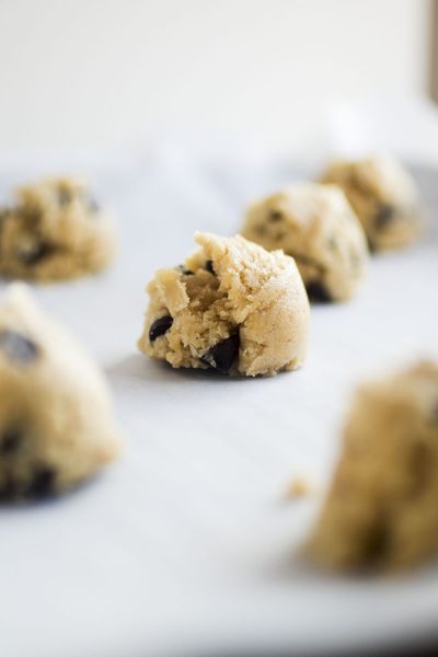 Butterless Chocolate Chip Cookies with Coconut Oil