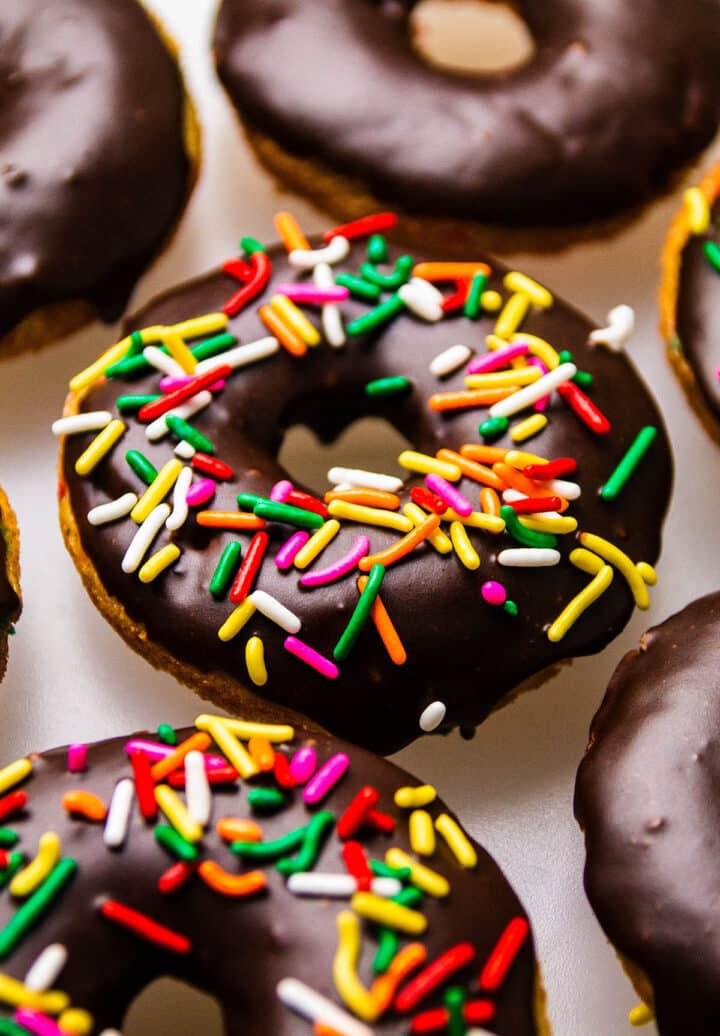 Confetti Baked Donuts with Chocolate Glaze - Life As A Strawberry