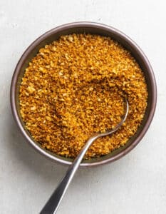 5 Minute Garlic Toasted Breadcrumbs - Life As A Strawberry